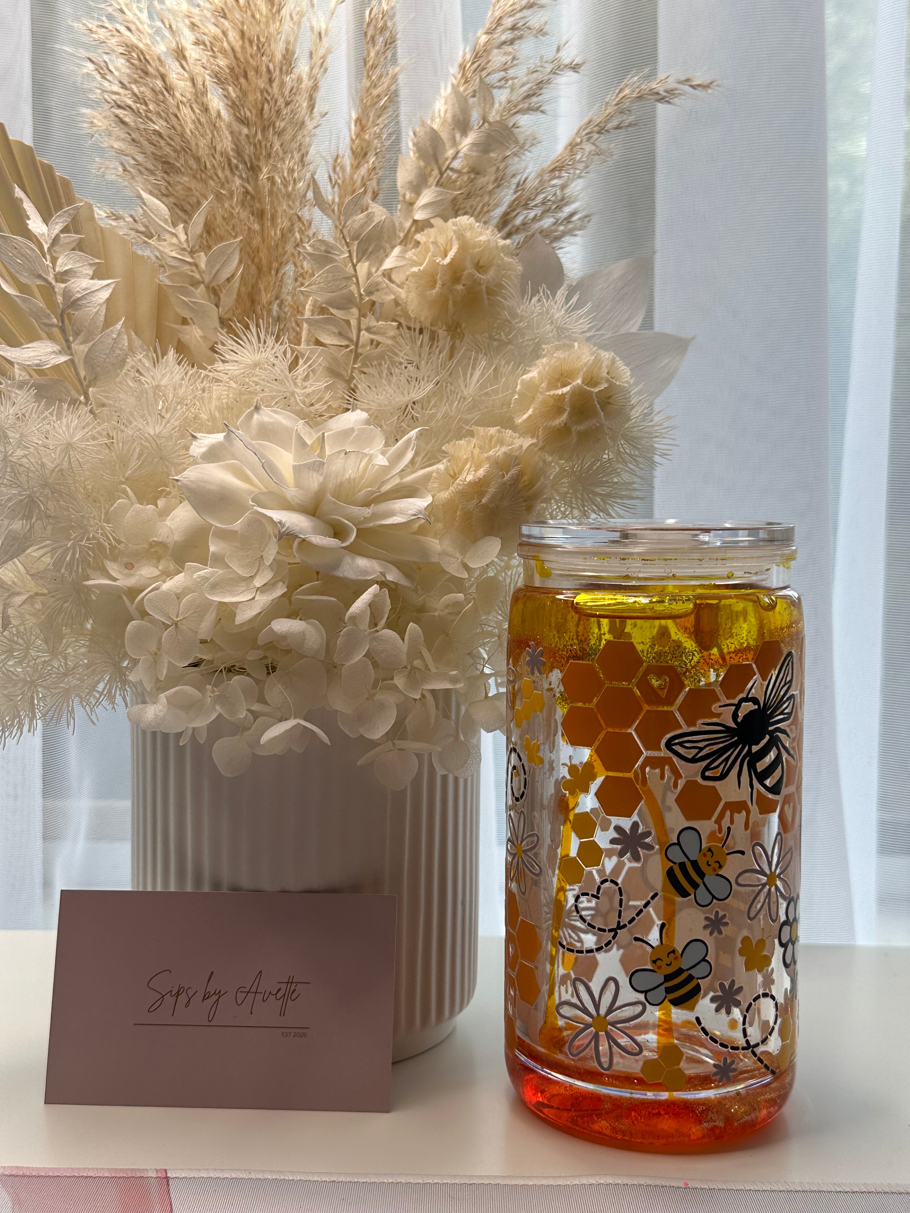 ACRYLIC DRIP- HELLO KITTY – Sips by Avetté